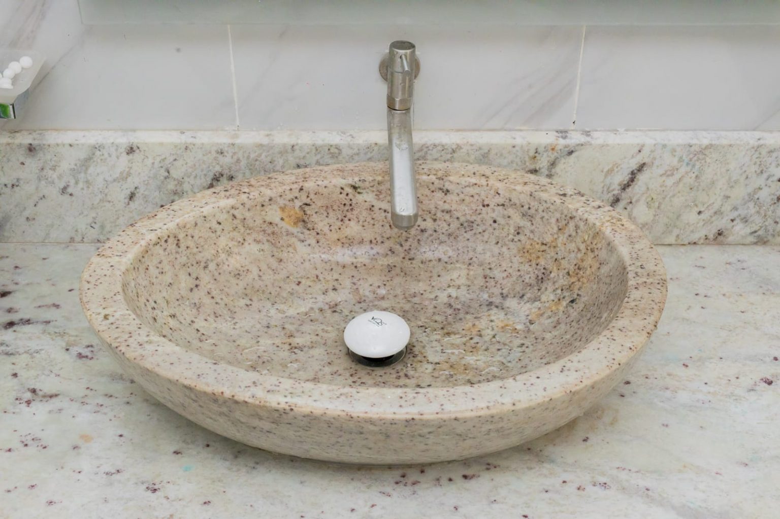 Stone Wash basin – Monolith